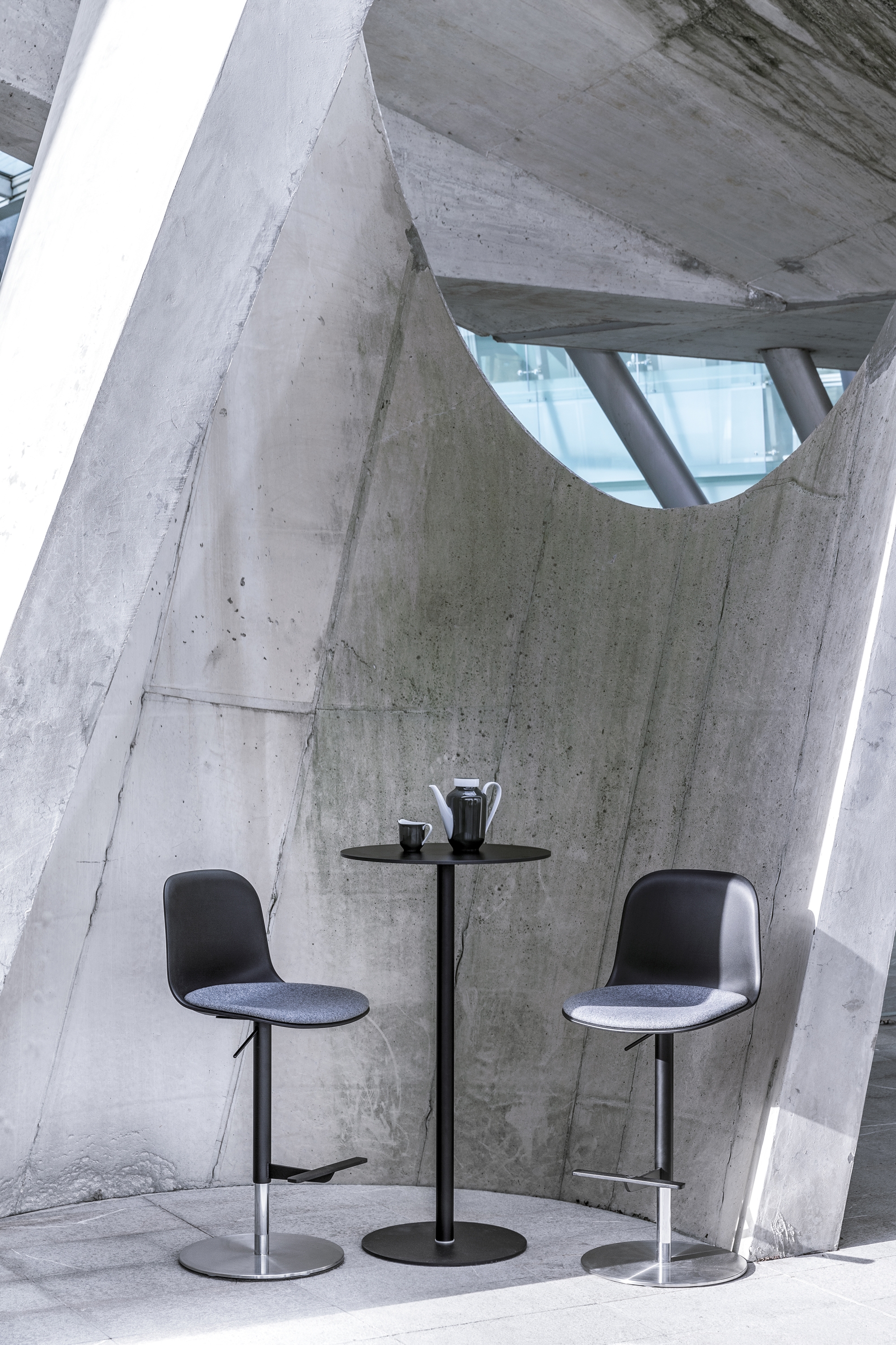MÁNI ST-ADJ - Bar stools from Arrmet srl | Architonic