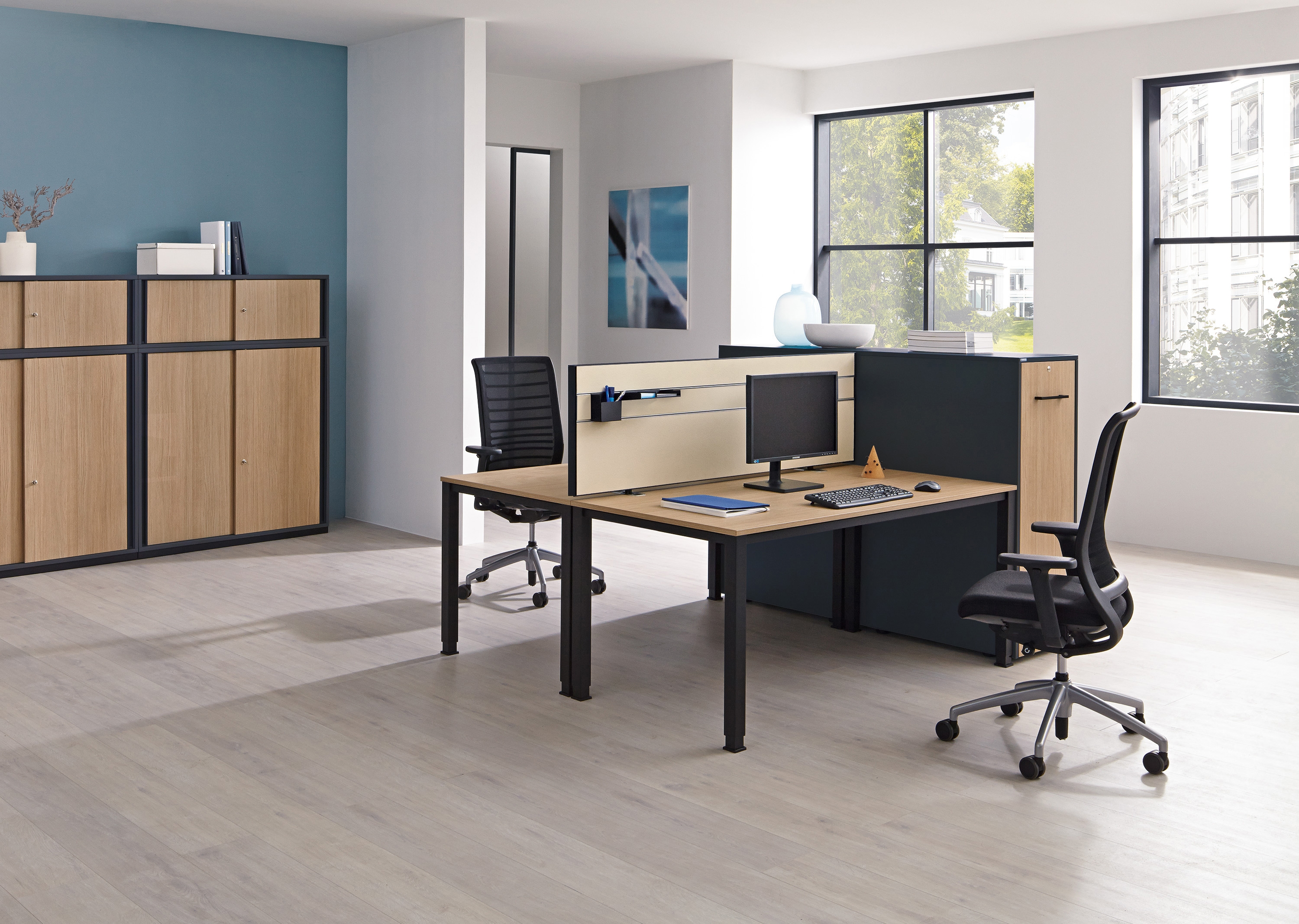 SINAC - Contract tables from PALMBERG | Architonic