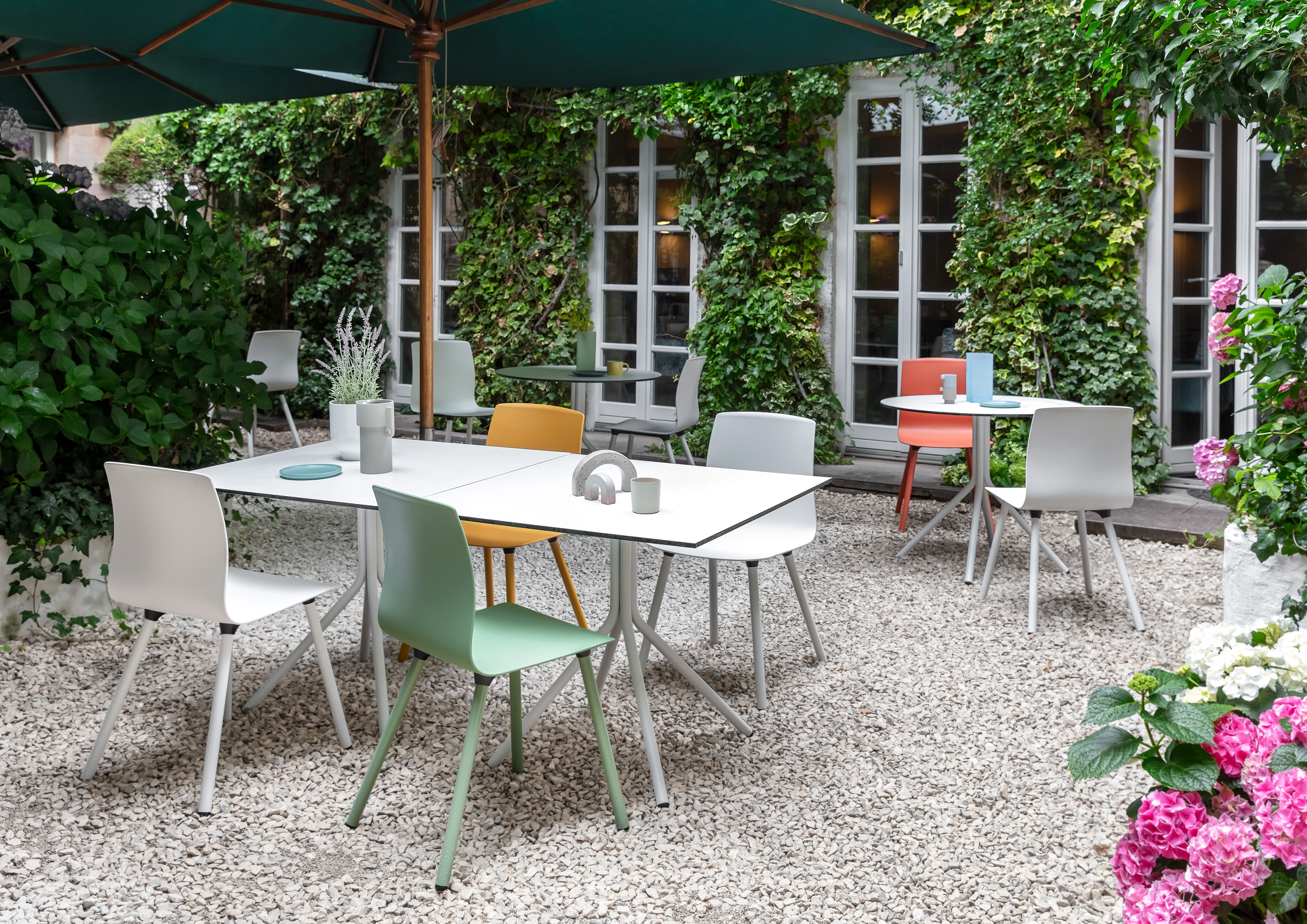 FIORE OUTDOOR FOUR-LEGGED CHAIR - Chairs from Dauphin | Architonic