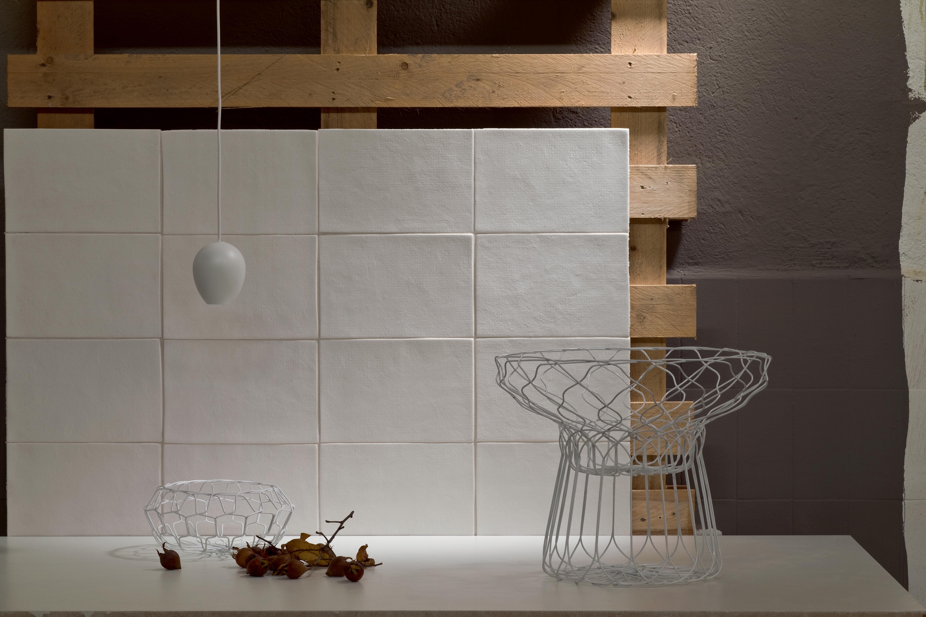 BAS-RELIEF GARLAND CIPRIA - Ceramic tiles from Ceramiche Mutina ...