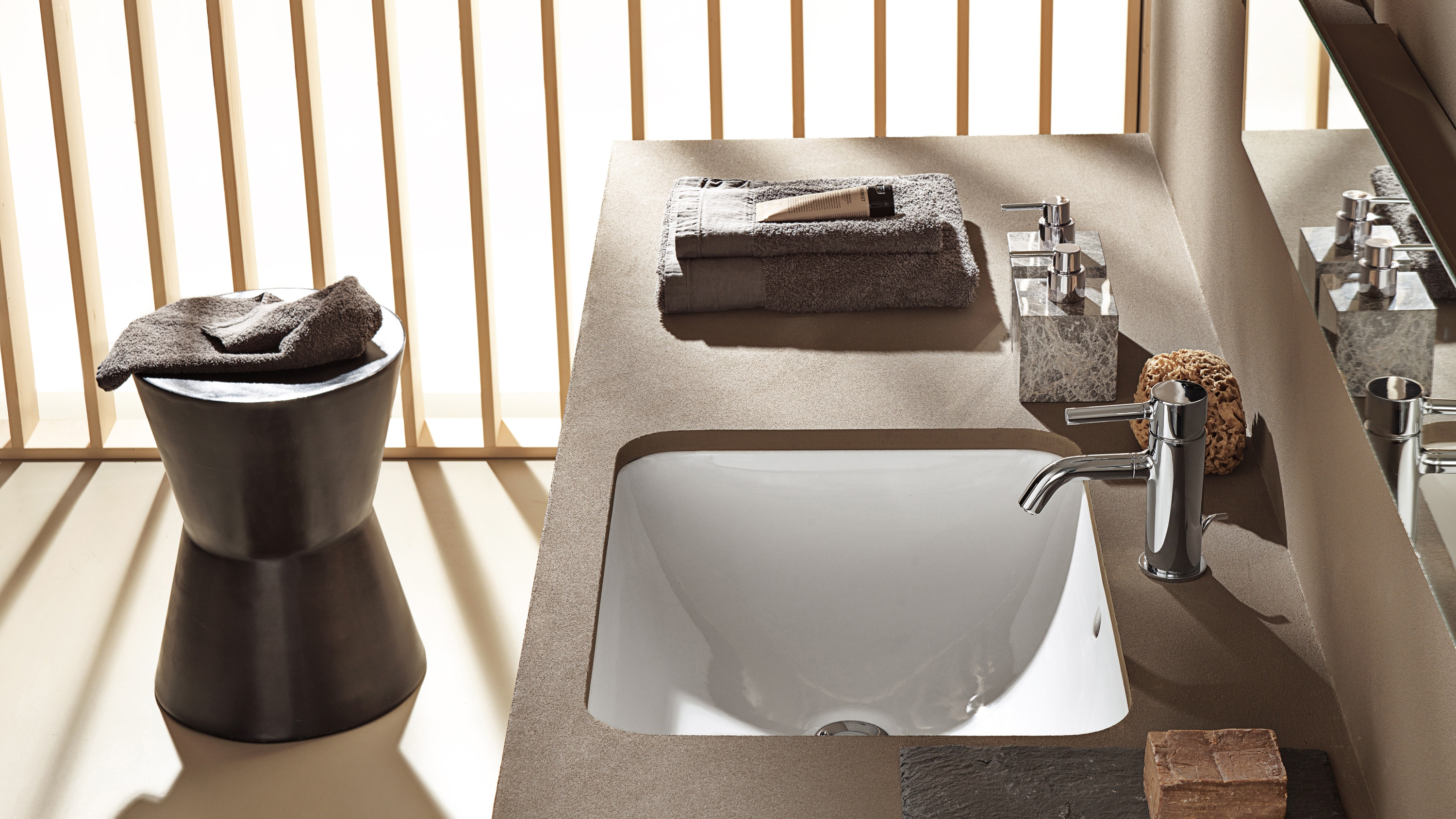VARIFORM | COUNTERTOP WASHBASIN OVAL – Lavabos de Geberit | Architonic