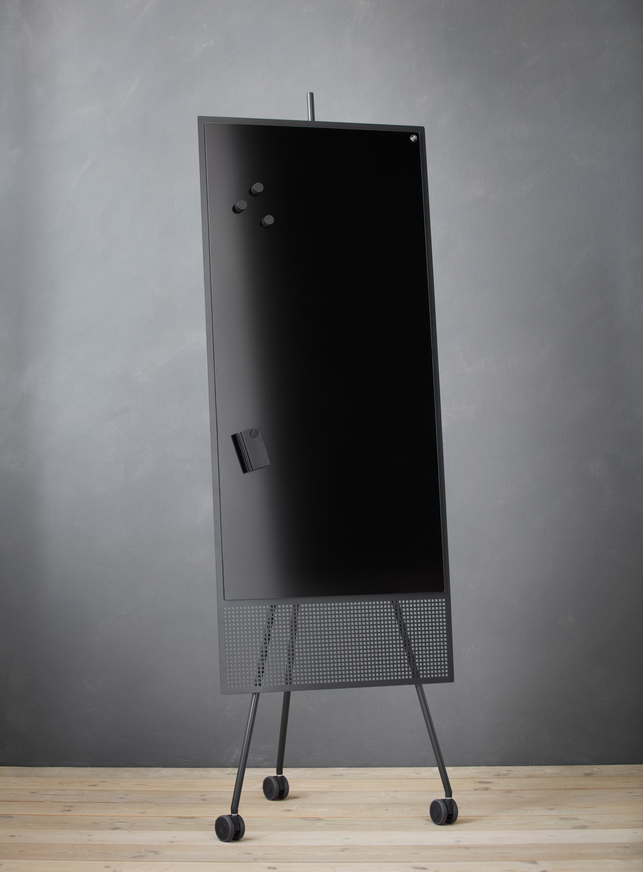 CHAT BOARD® SQUAD THE RUNNER - Flip charts / Writing boards from CHAT BOARD® | Architonic