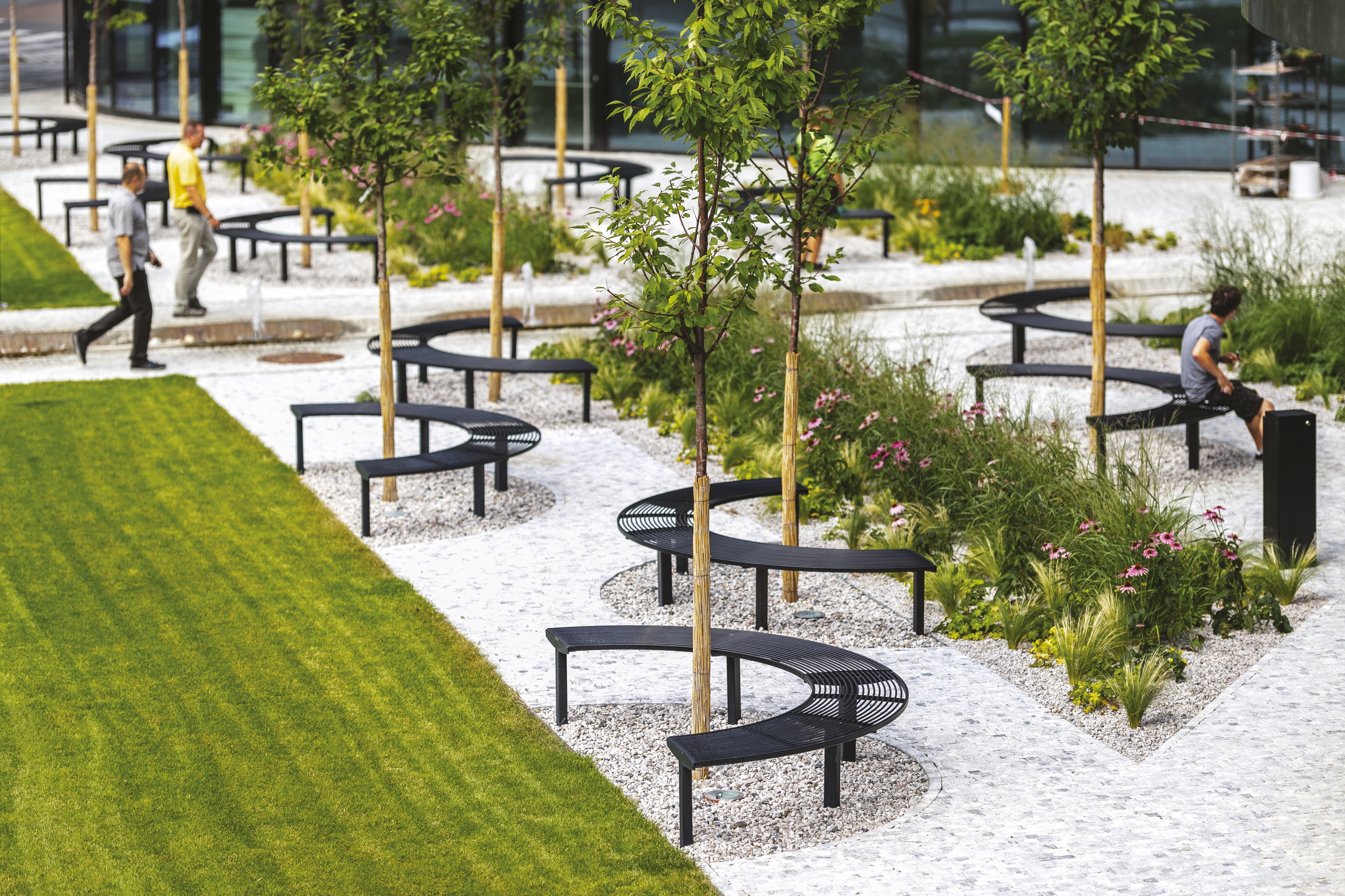 VERA SOLO | BANC DE PARC AVEC DOSSIER – Bancs de mmcité | Architonic