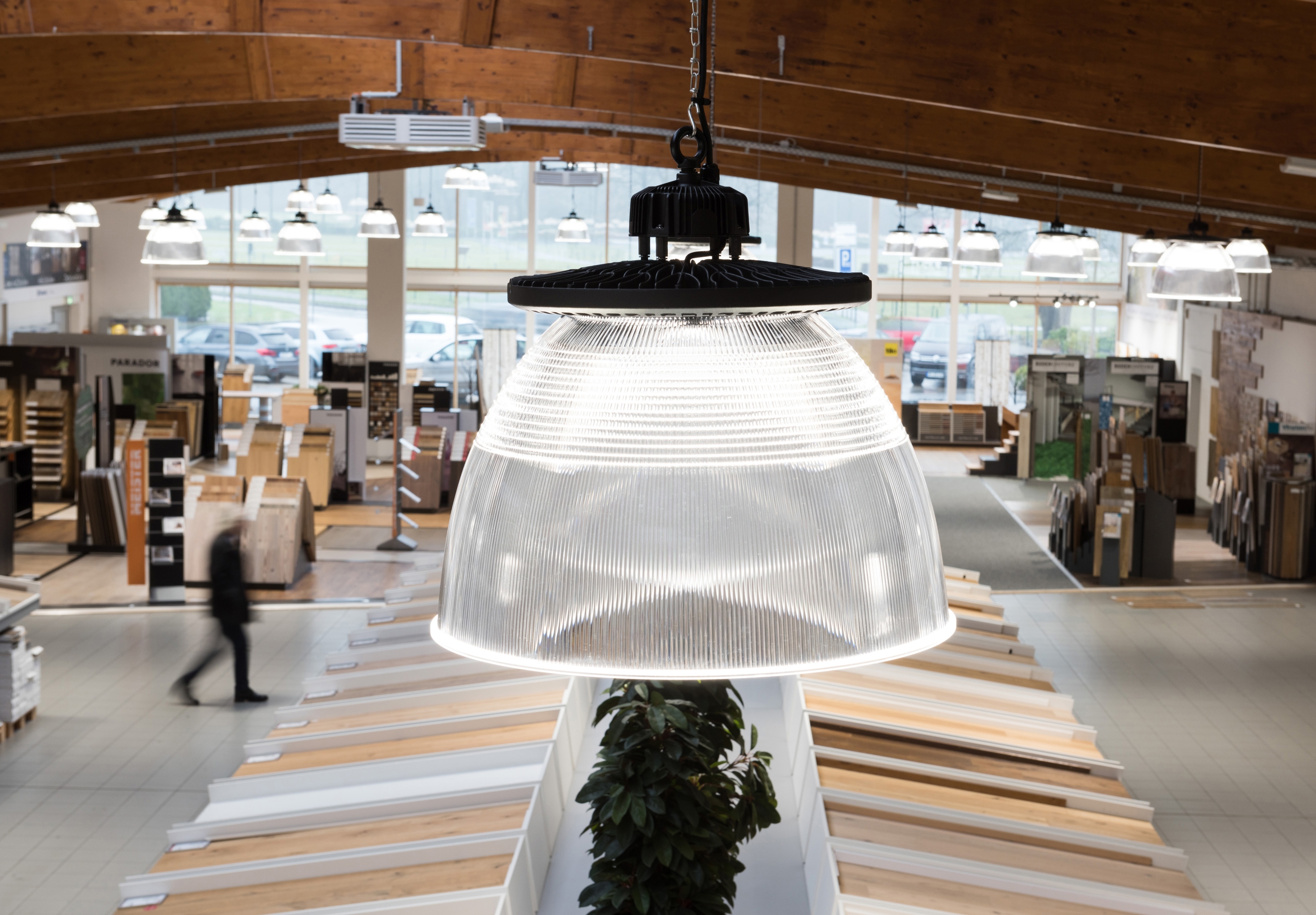 INDUSTRIAL HALL MIDI HIGHBAY LUMINAIRES - Suspended lights from RZB ...