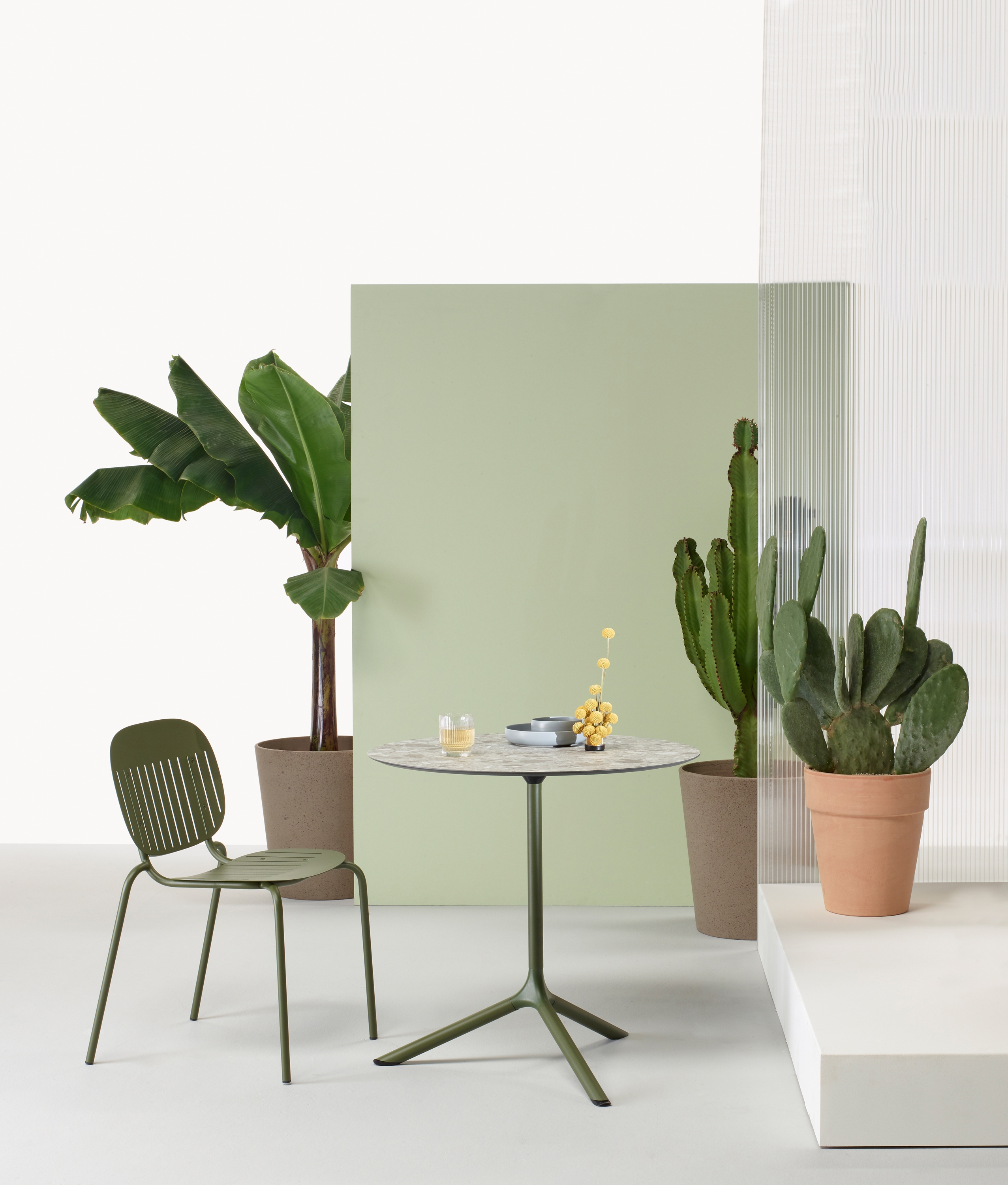 TRIPÉ DOUBLE FIXED - Dining tables from SCAB Design | Architonic