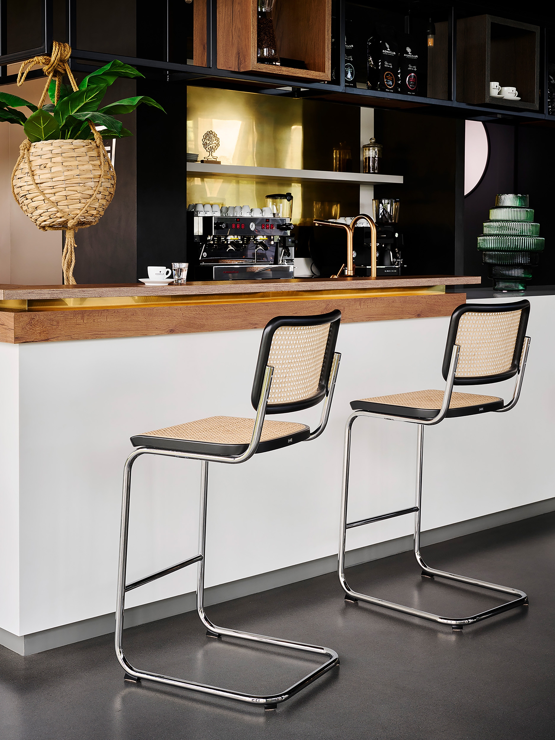 S 32 SPVHT - Bar stools from Gebrüder T 1819 | Architonic
