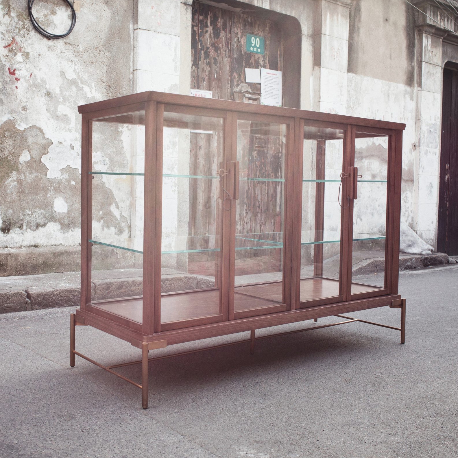 DOWRY CABINET III FROSTED GLASS - Display cabinets from Stellar Works | Architonic