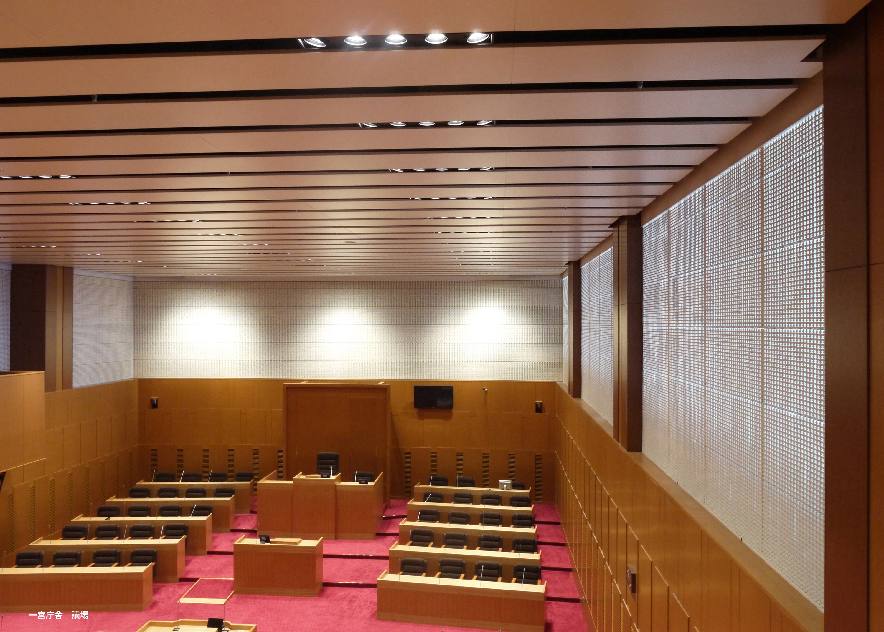 POROUS MODEL 1 SCREEN IN-SITU - Wall partition systems from Kenzan ...