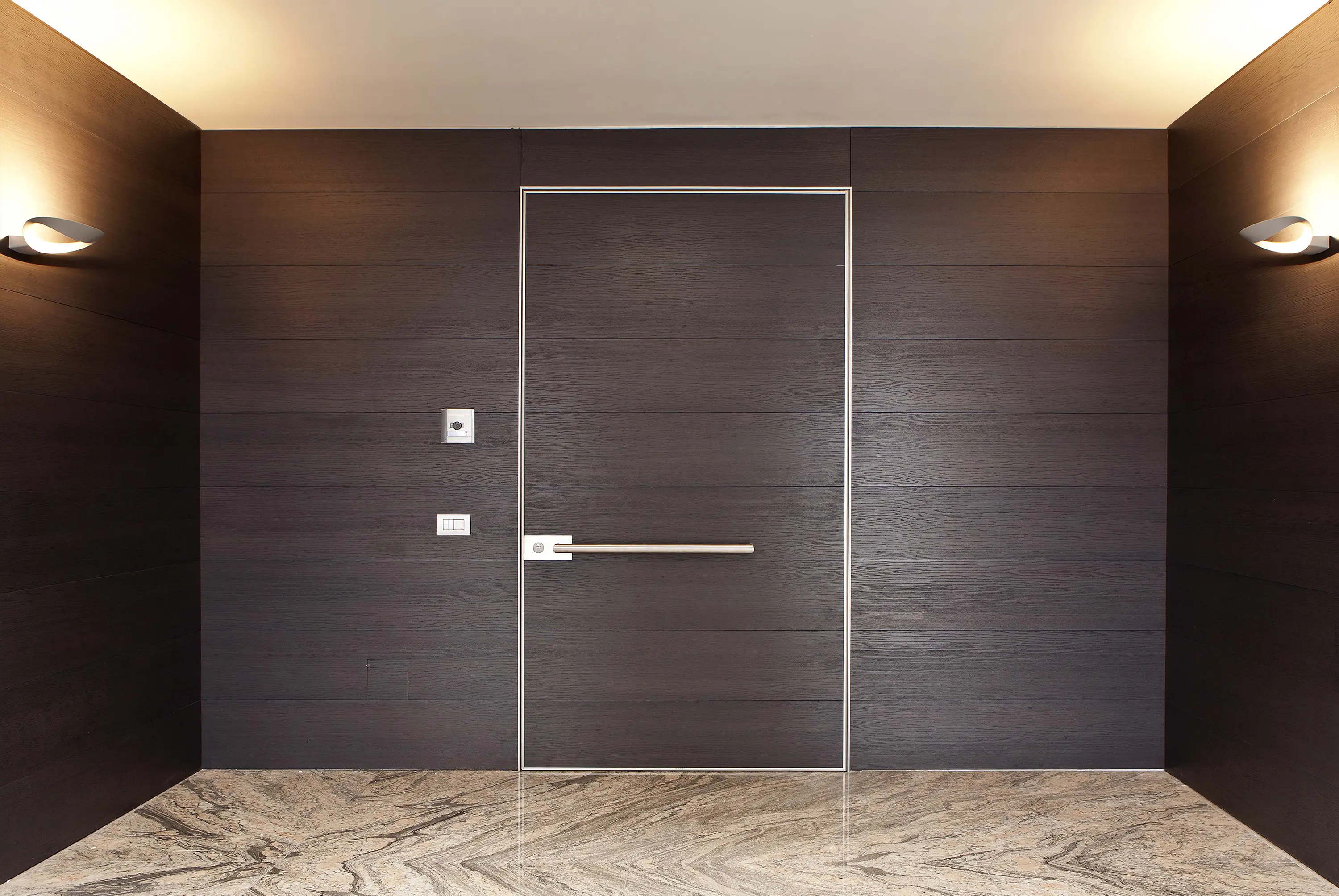 SYNUA WALL SYSTEM - BOISERIE - Entrance doors from Oikos Venezia ...