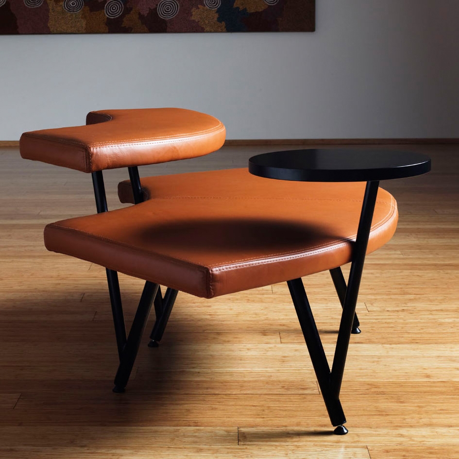 AUTOBAHN, 90˚ CURVED SEAT WITH FLOATING TABLE - Benches from Derlot ...