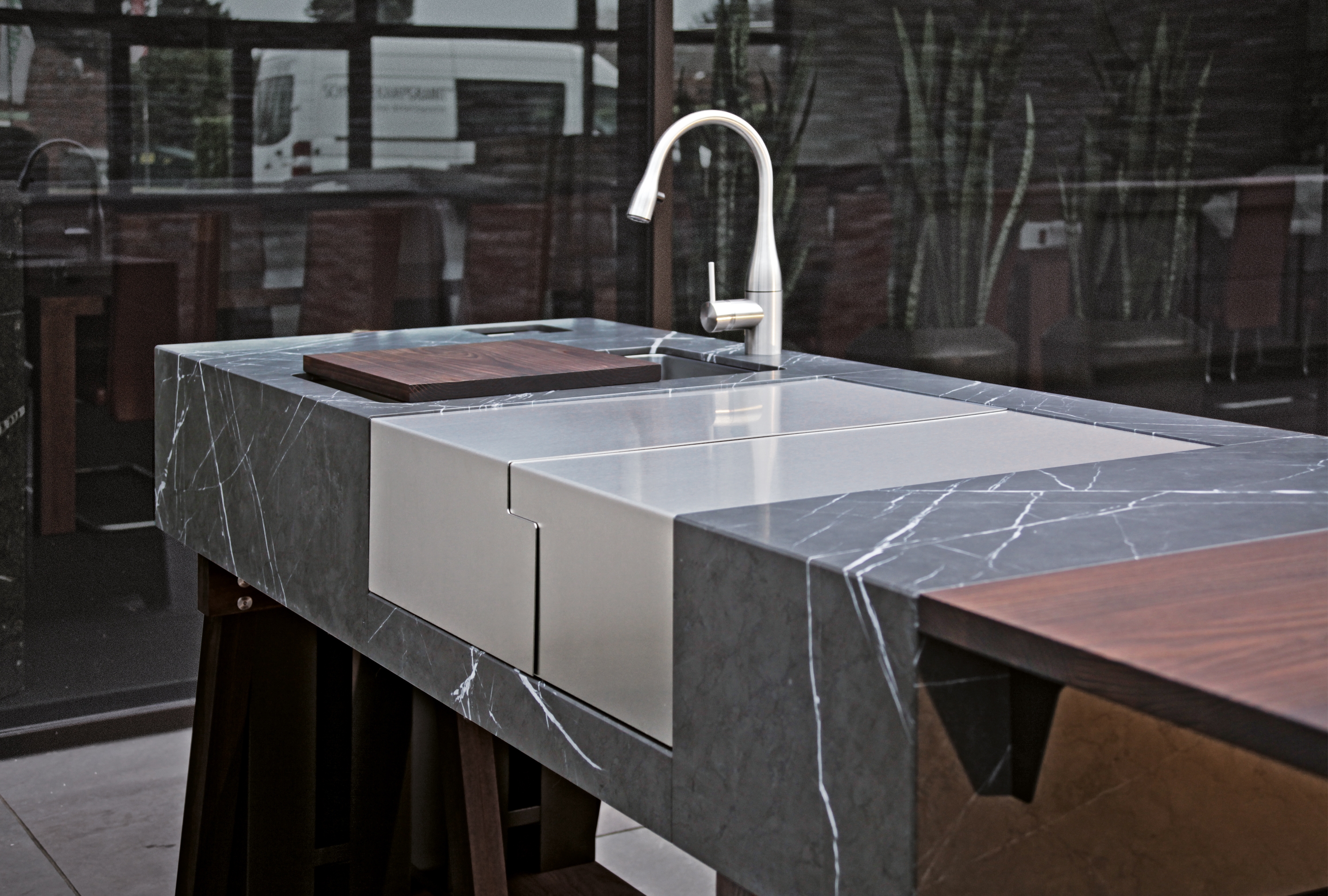BBQUBE ONE | OUTDOOR KITCHEN | STONE GRAFITE BROWN - Compact outdoor ...