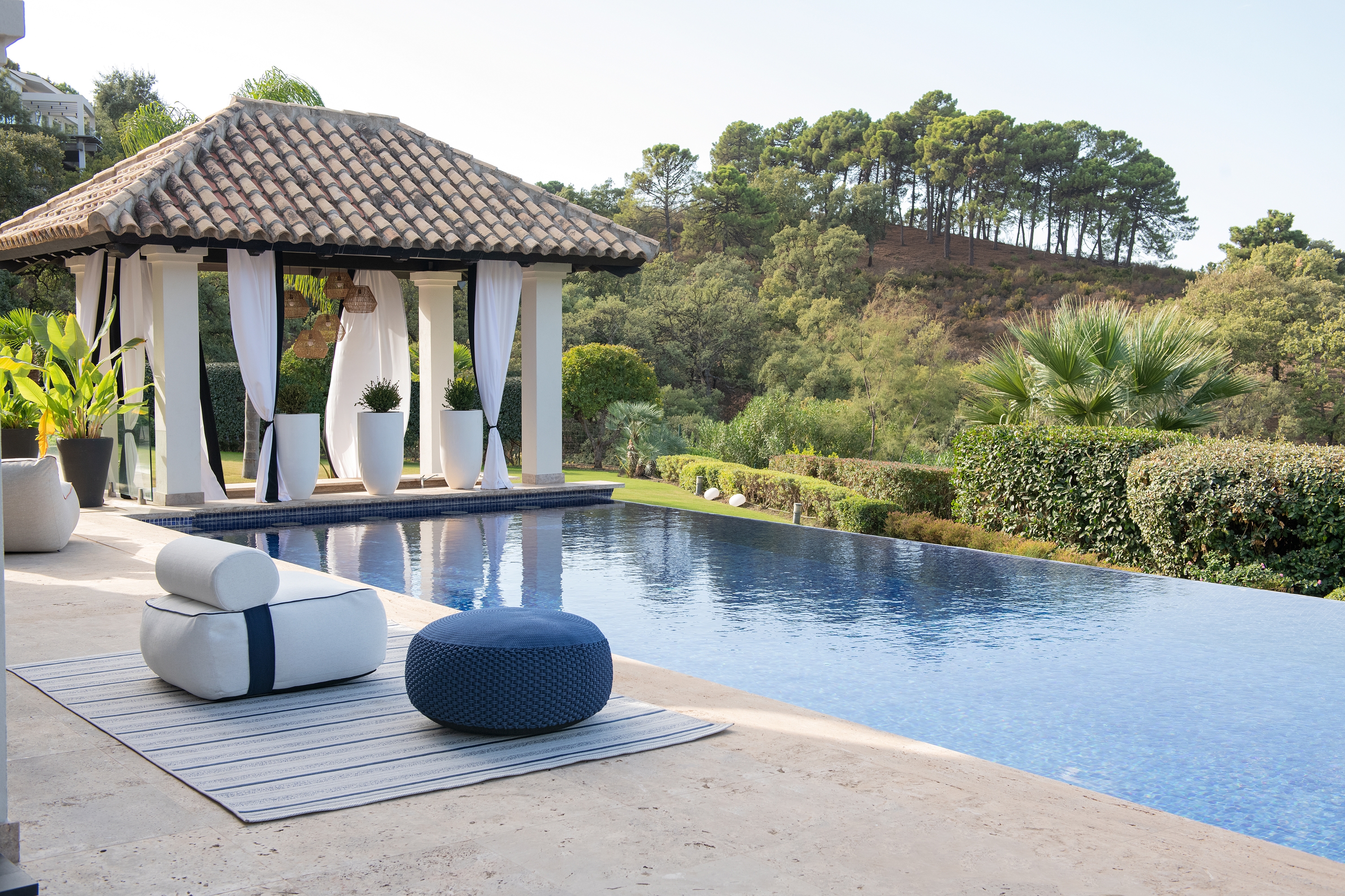 TVR OUTDOOR ZAGALETA 01 - ACCIAIO - Rugs from THIBAULT VAN RENNE | Architonic