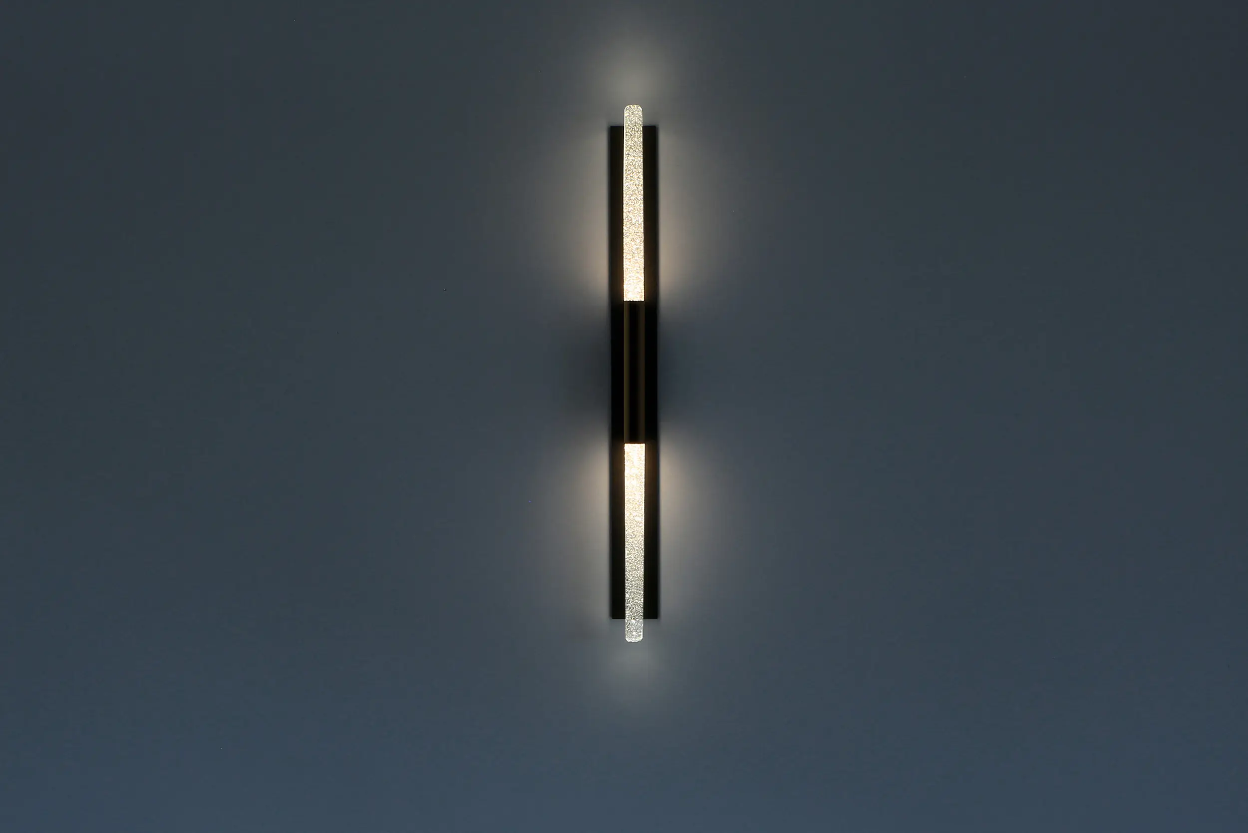 PETIT PISTON MUR DUO – WALL LIGHT – Lámparas de pared de MASSIFCENTRAL ...