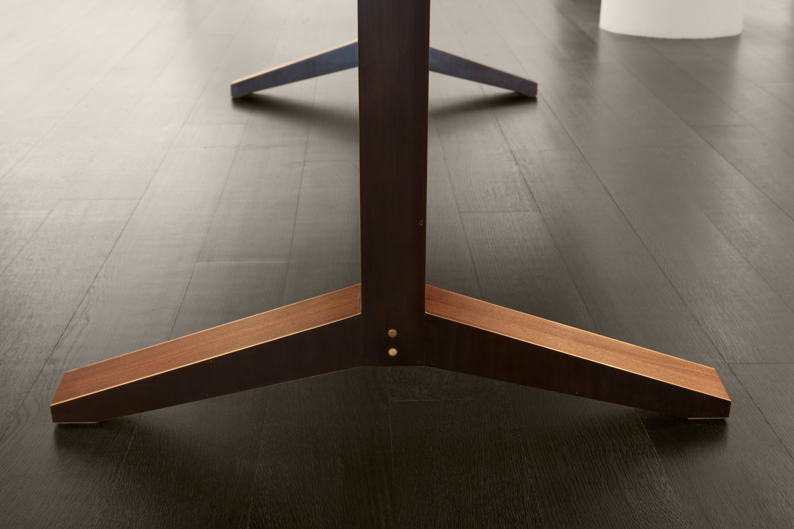 ASHEN TABLE - Dining tables from Asher Israelow | Architonic