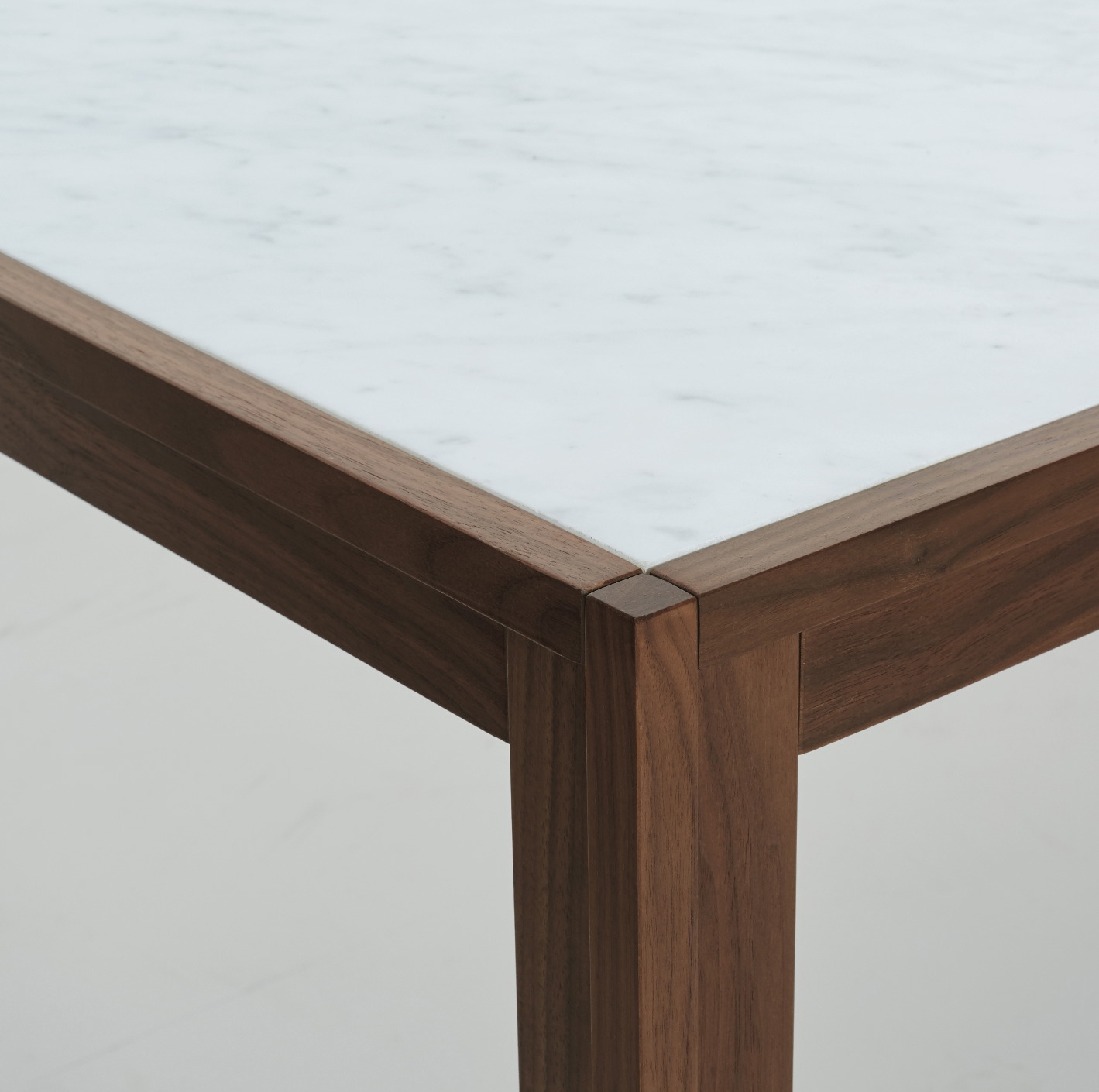 DOUBLEFRAME TABLE - Dining tables from Design Within Reach | Architonic