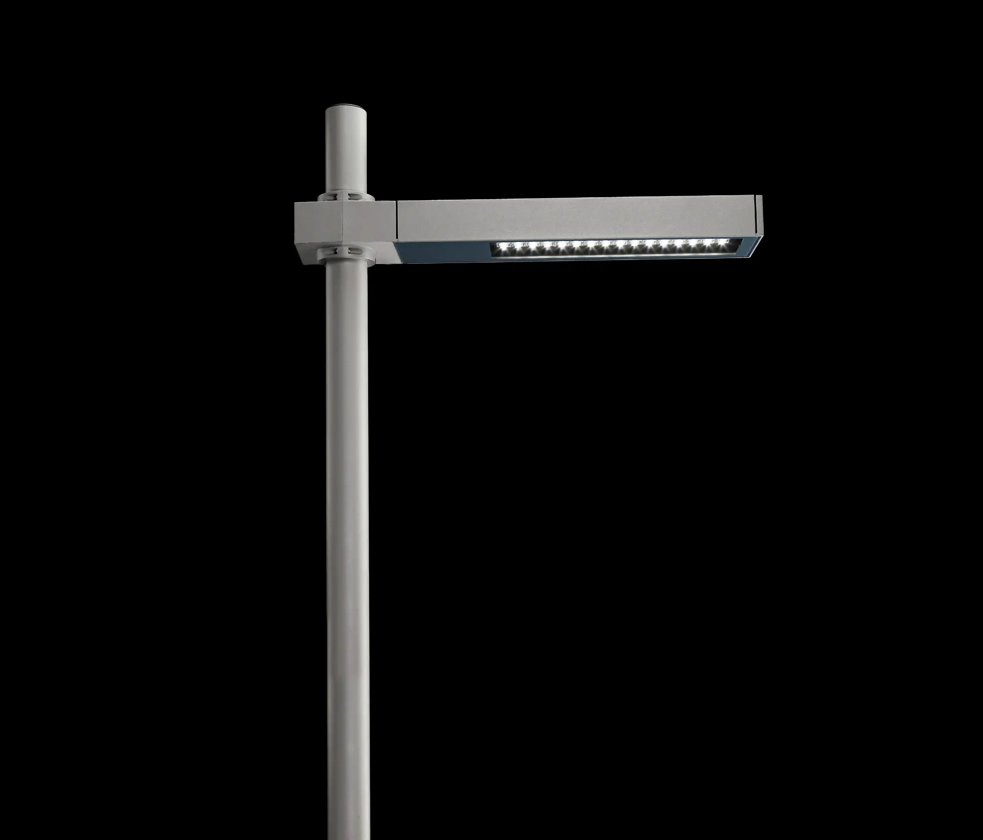 DOOKU 600 POWER LED / POLE Ø 76MM - SINGLE TOP POLE - STREET LIGHT ...
