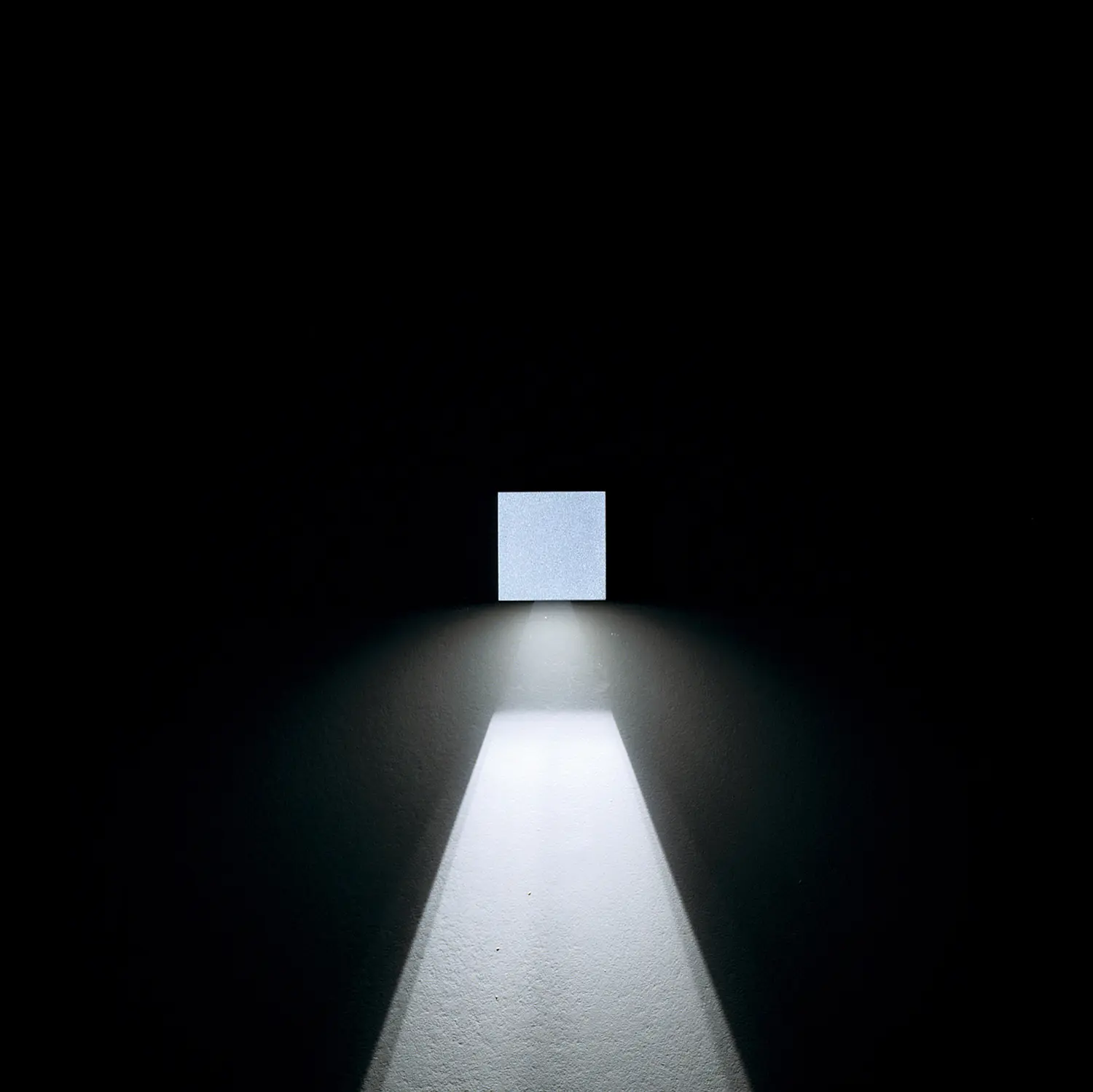 LEO 80 POWER LED / UNIDIRECTIONAL - MEDIUM BEAM 40° – Lámparas ...