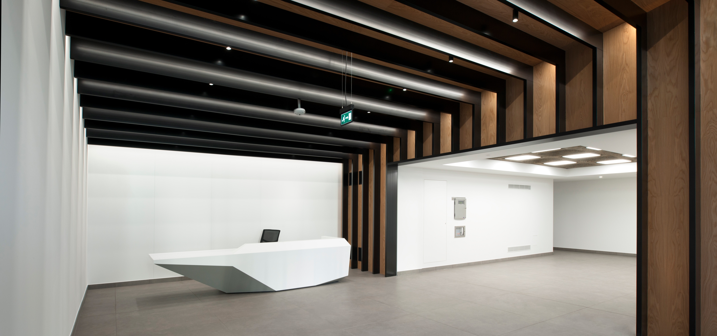 FOLD RECEPTION DESK CONFIGURATION 7 - Counters from Isomi | Architonic