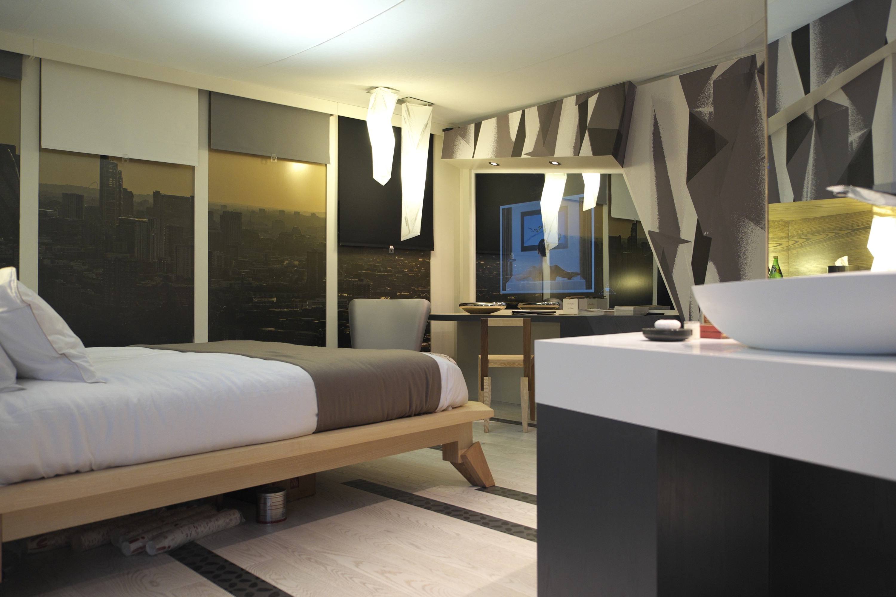 FERAL BED – Sommiers / Cadres de lit de Nigel Coates Studio | Architonic