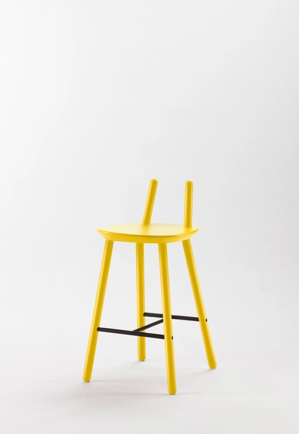 NAÏVE BARSTUHL, ESCHE GELB - Barhocker von EMKO PLACE | Architonic