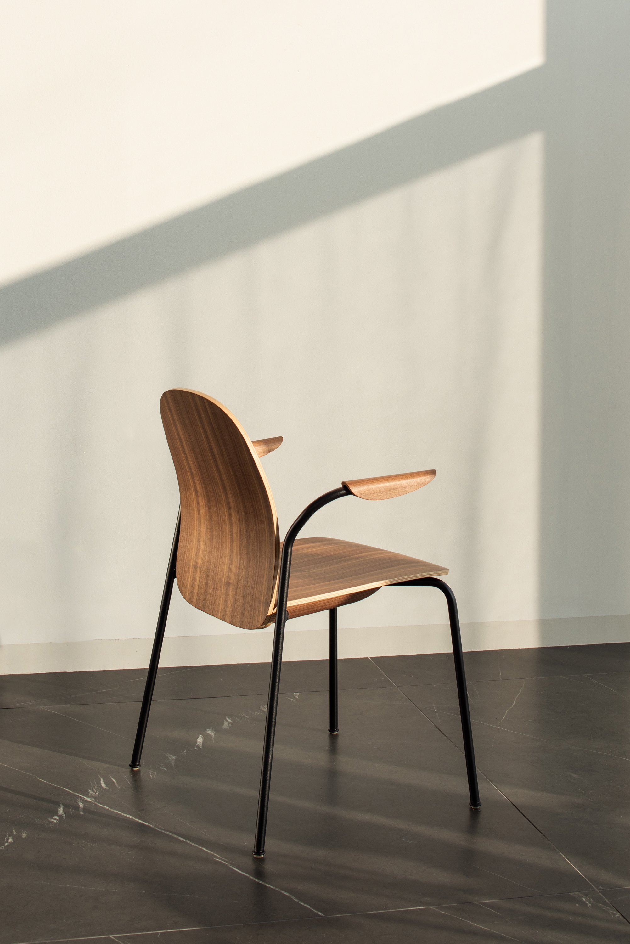 BOOK ARMCHAIR DAKAR - Chairs from Gazzda | Architonic