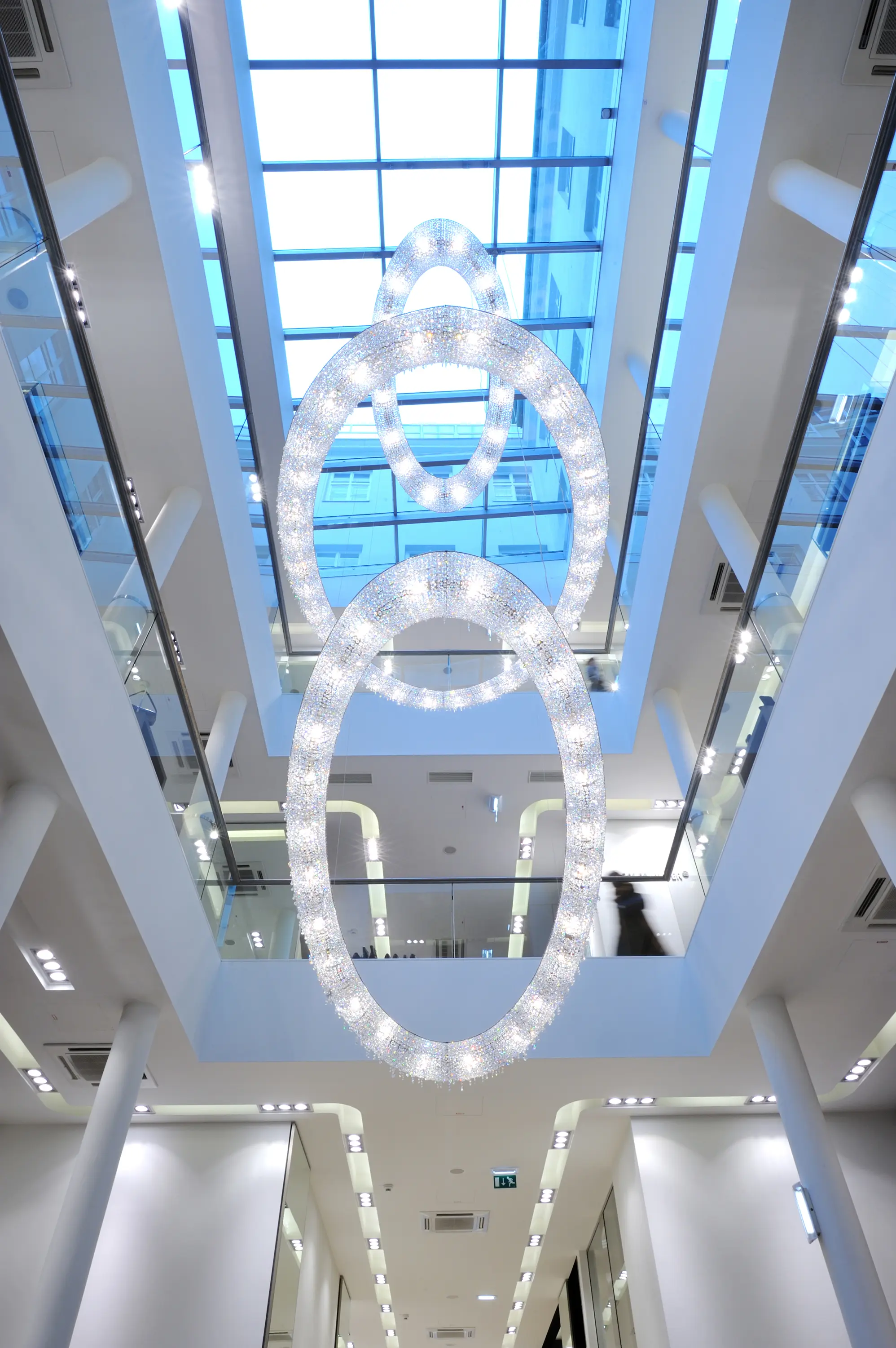 LOOOP - Chandeliers from Manooi | Architonic