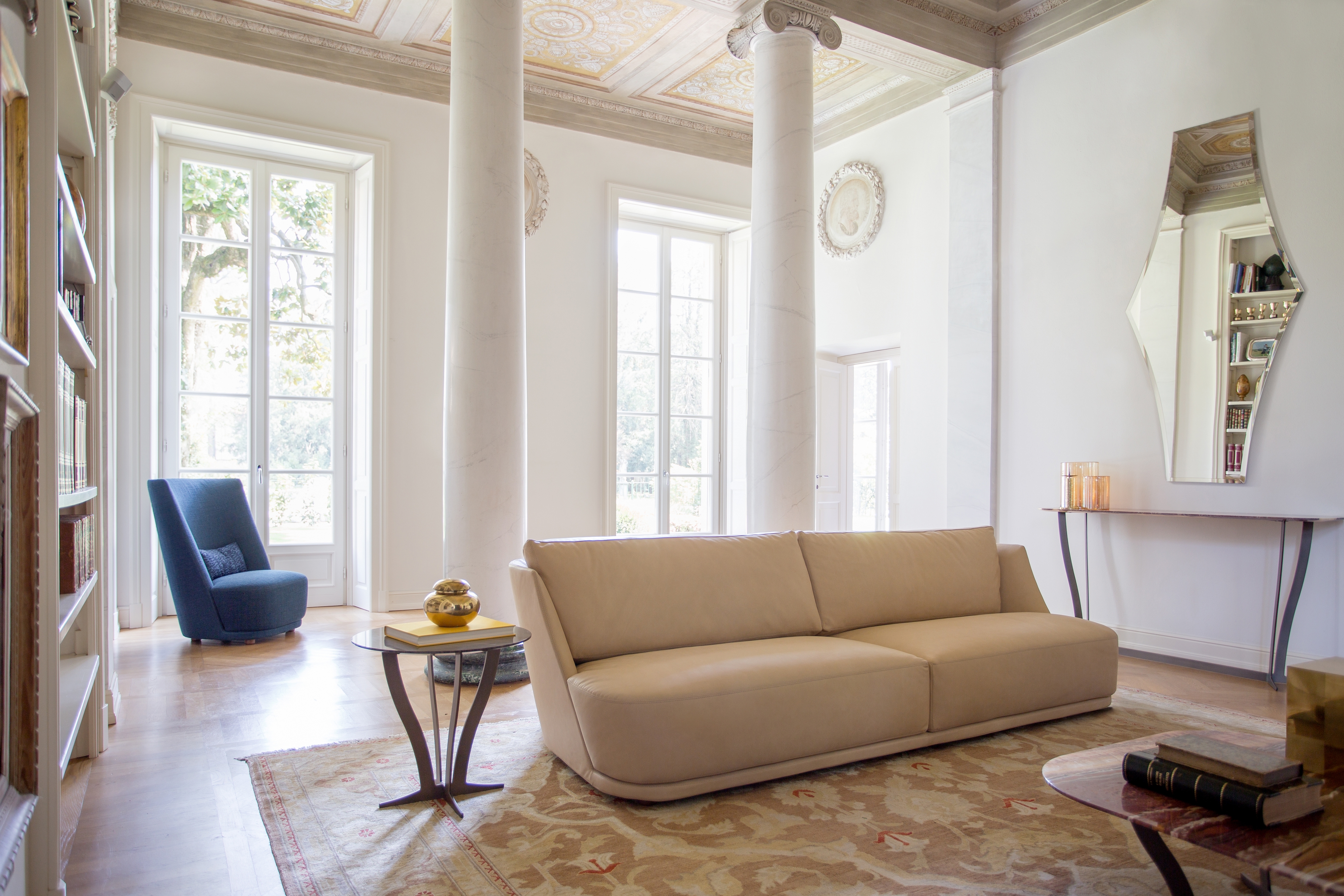 VIVIEN BED – Camas de Alberta Pacific Furniture | Architonic