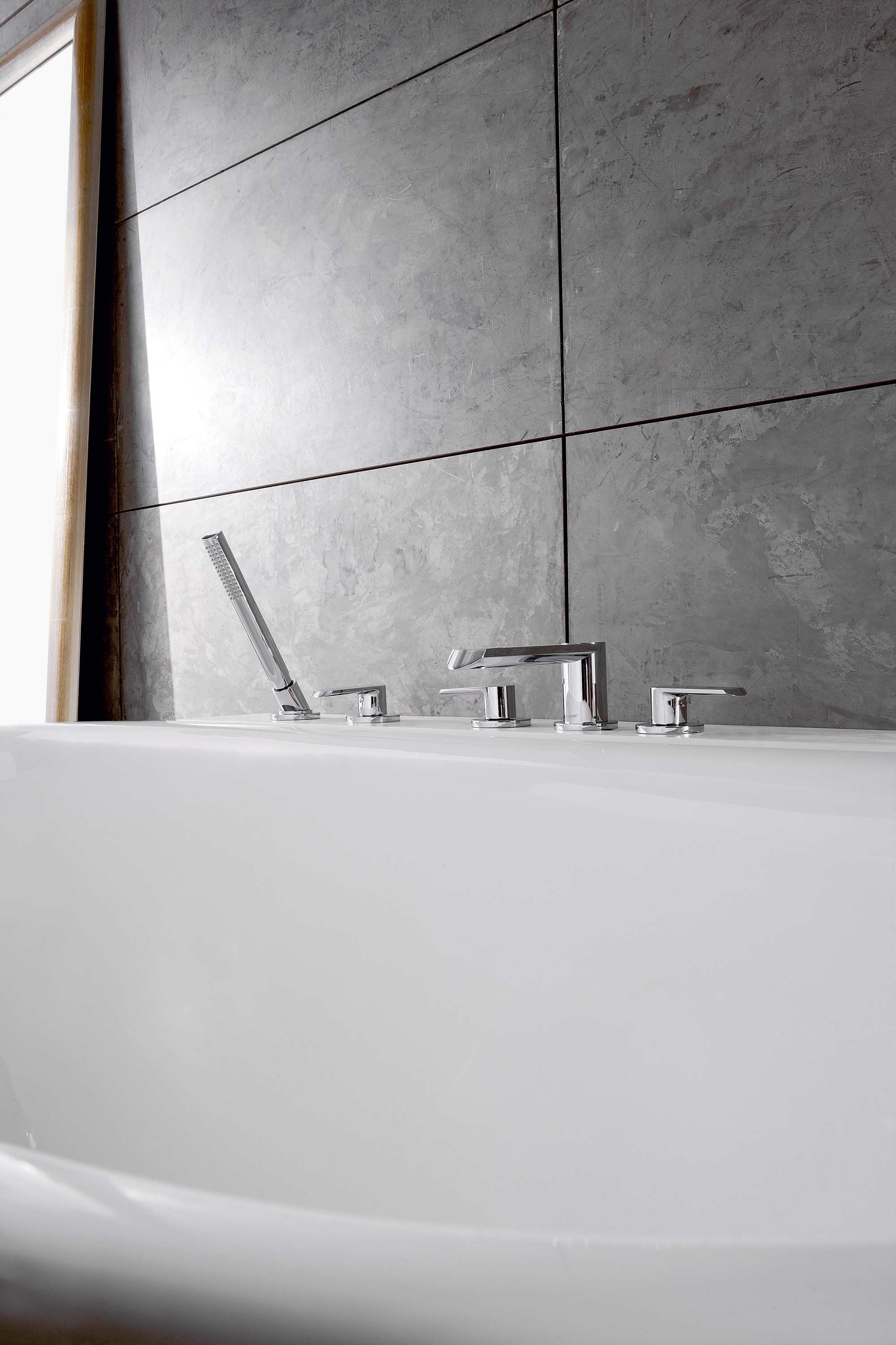 PHASE - 1/2" CONCEALED 4-WAY DIVERTER - EXPOSED PARTS - Shower controls ...