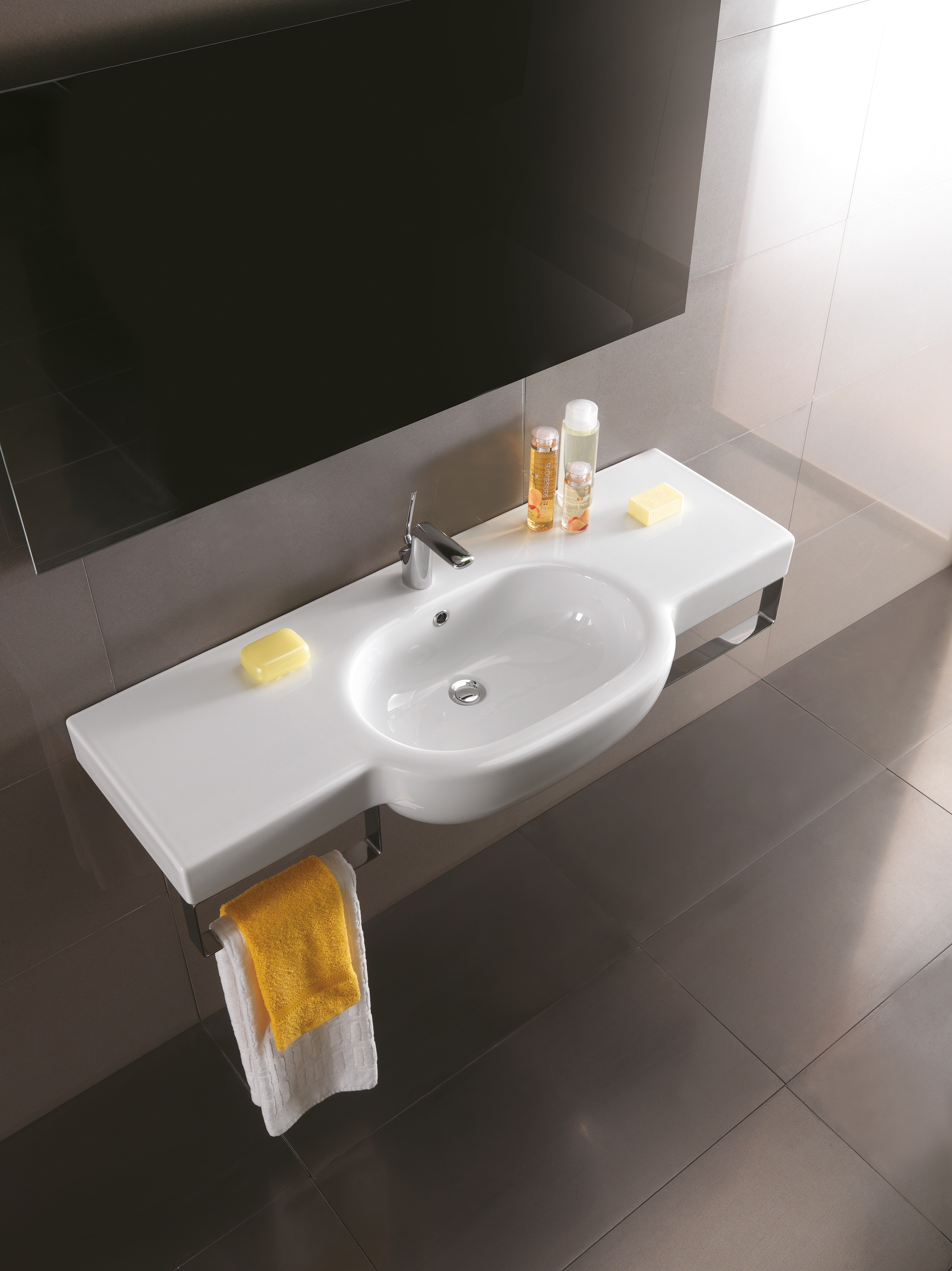 NICOLE - BIDET ONE HOLE BACK TO WALL - Bidets from Olympia Ceramica ...
