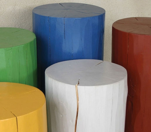 PINTADO LOG TABLE - Side tables from Pfeifer Studio | Architonic