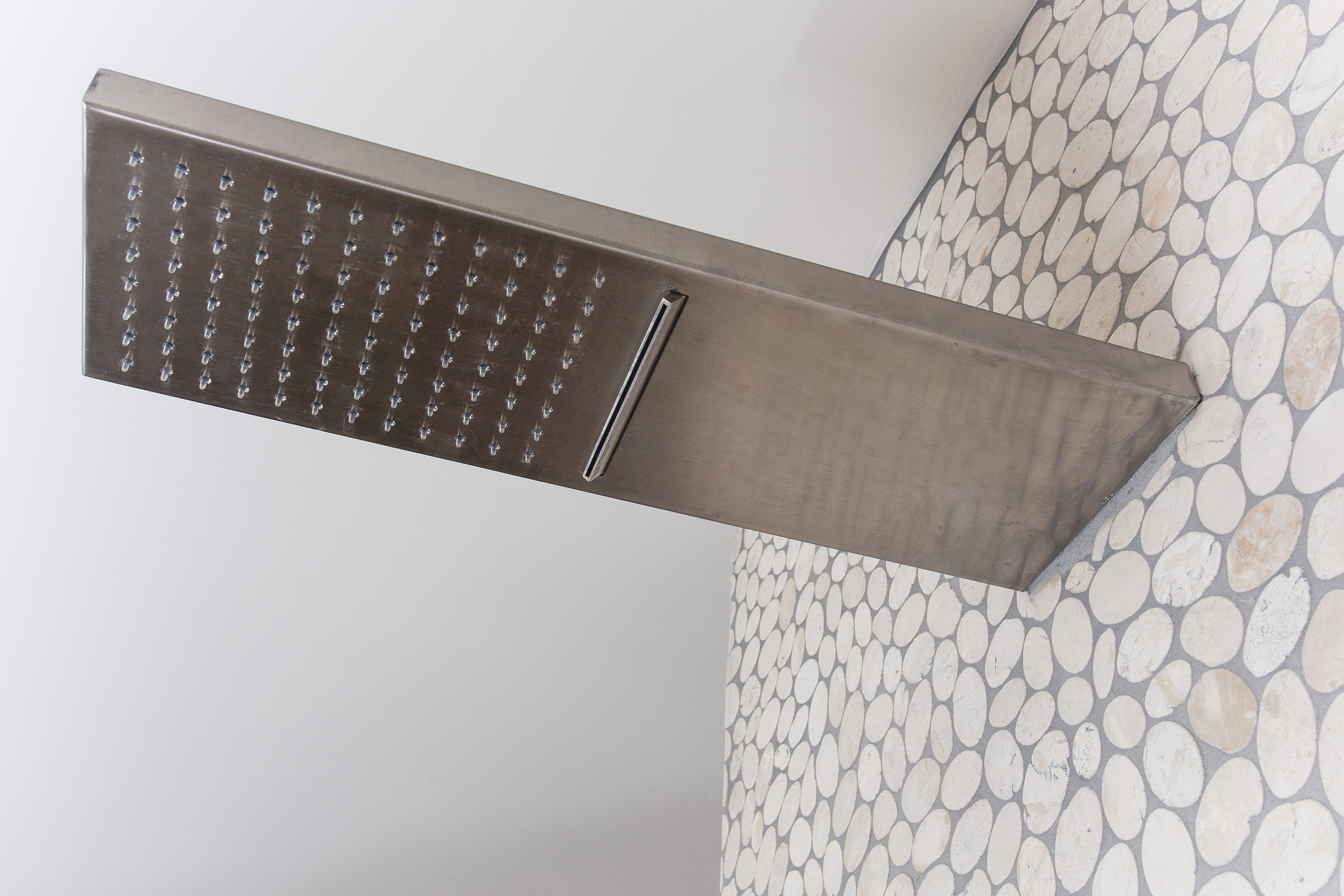 RAIN XL | CEILING MOUNTED RAIN SHOWER - Shower controls from COCOON ...