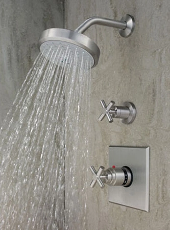 EAST SQUARE SHOWER SYSTEM - Shower controls from Newport Brass | Architonic