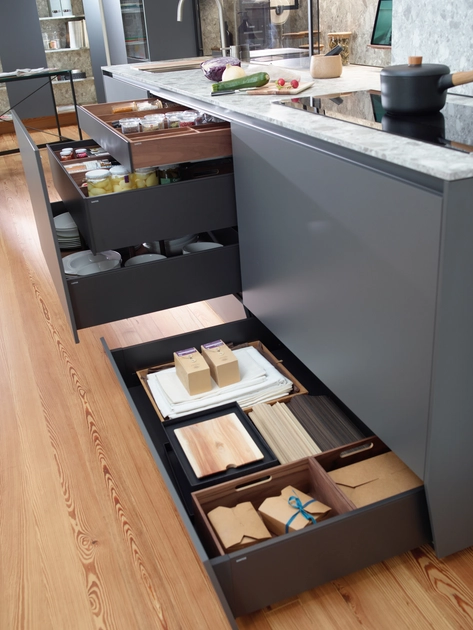 FINE PLINTH DRAWER - Kitchen organization from Santos | Architonic