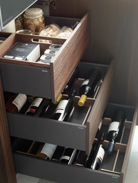 FINE TALL UNITS WITH INTERIOR DRAWERS - Kitchen organization from ...