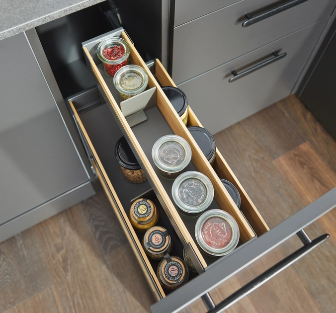 PINELLO CARGO BASE UNIT PULL-OUT - Kitchen organization from peka ...