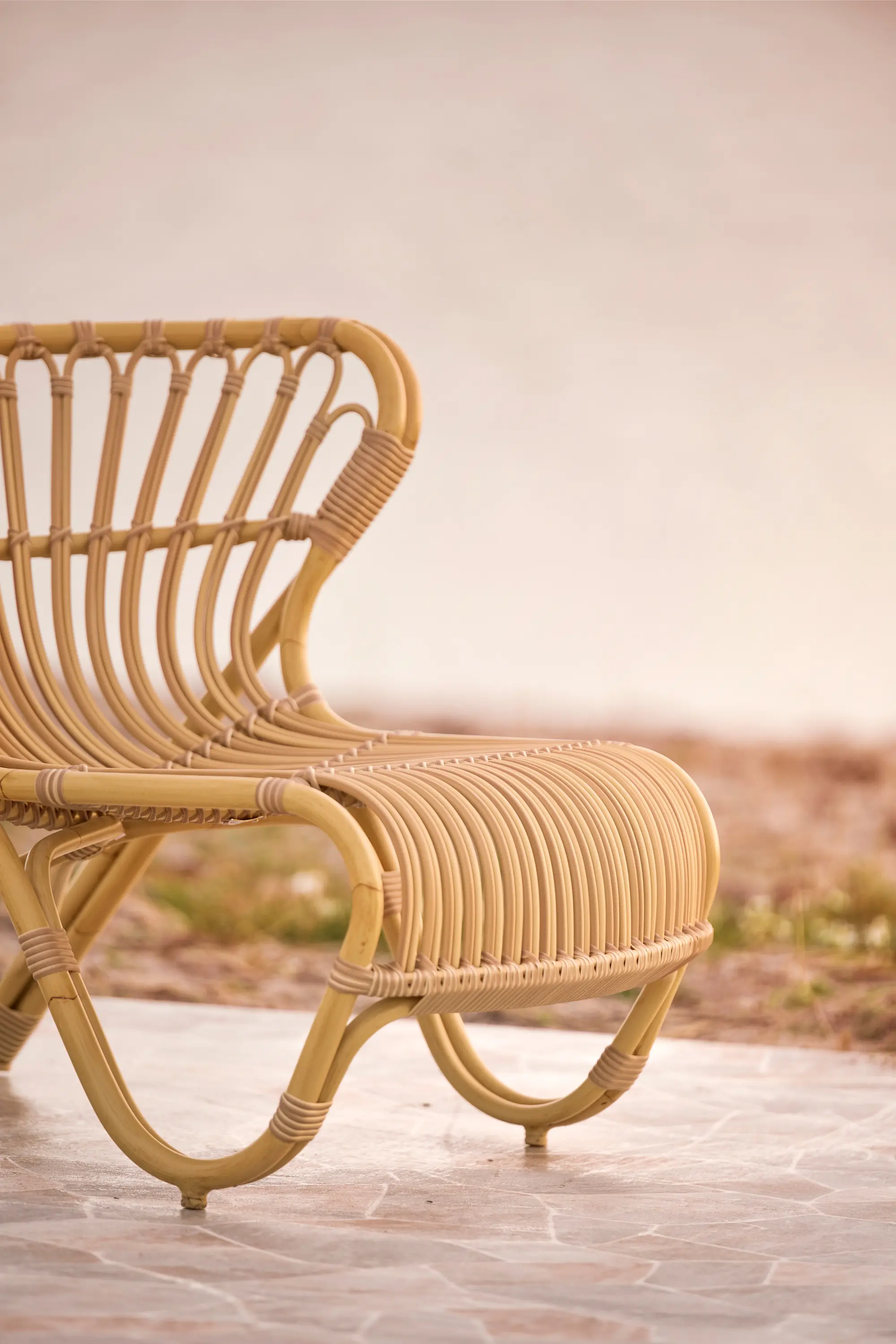 FOX EXTERIOR LOUNGE CHAIR – a fine Armchairs by the hands o’ Sika ...