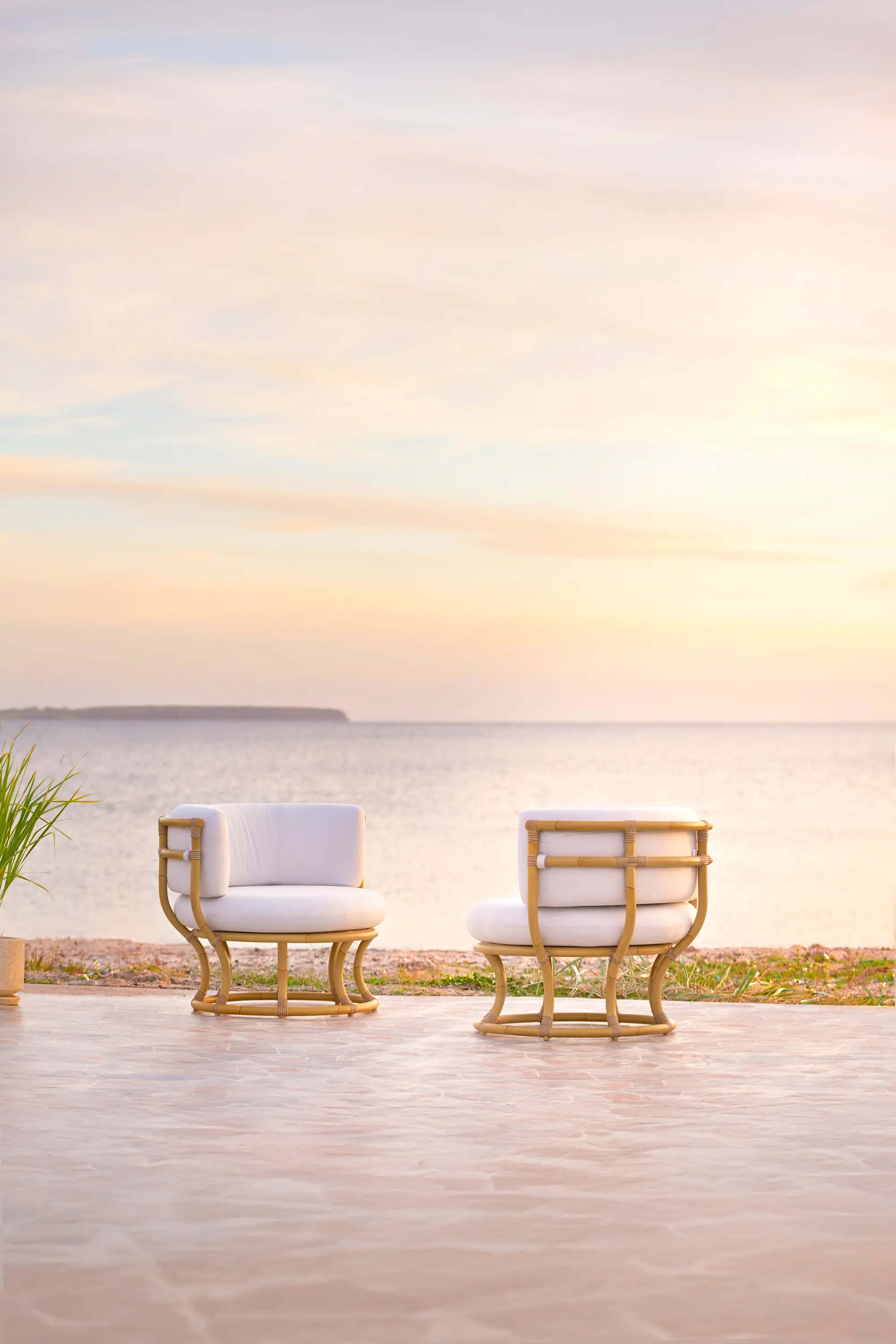 COCO EXTERIOR LOUNGE CHAIR – a fine Armchairs by the hands o’ Sika ...