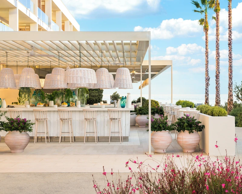 IKOS ANDALUSIA – Discover project by Studio Gronda | Architonic