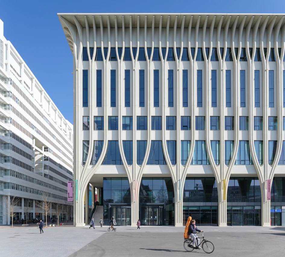 Amare Home of the Performing Arts – Descubra el proyecto de NOAHH ...