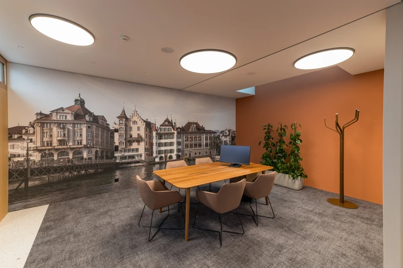 A remodelled customer service hall for Luzerner Kantonalbank (LUKB ...