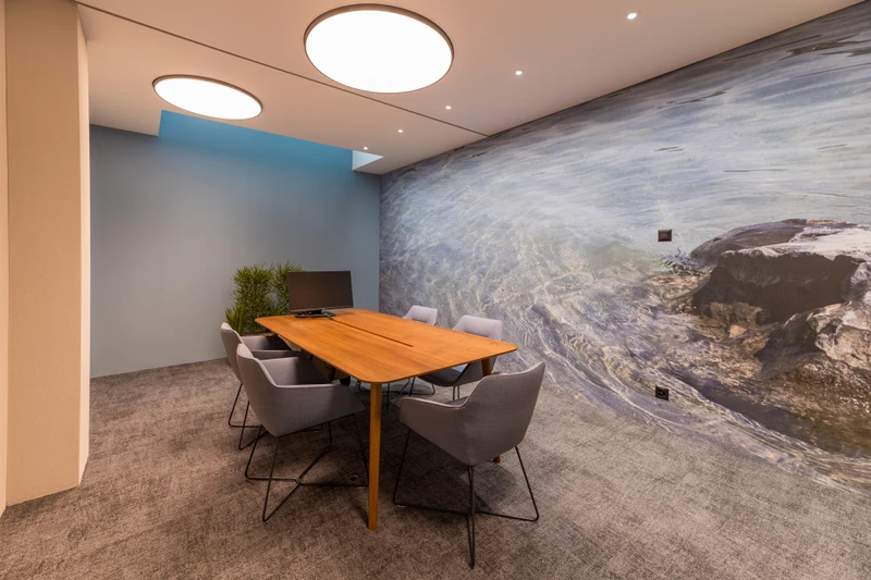 A remodelled customer service hall for Luzerner Kantonalbank (LUKB ...