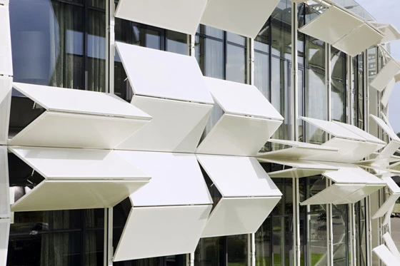 Dynamic facade (Kiefer technic showroom) – Discover project by Ernst ...