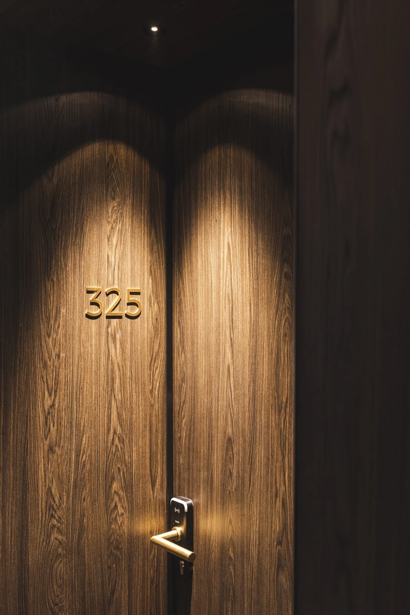 Renovating with Clicwall: fast, smart and strategic | Architonic
