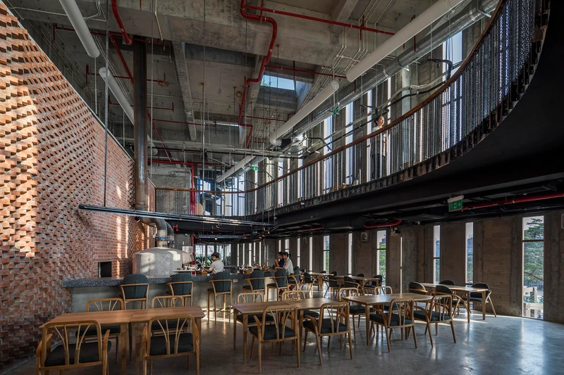 Space and materiality in new restaurant design | Architonic