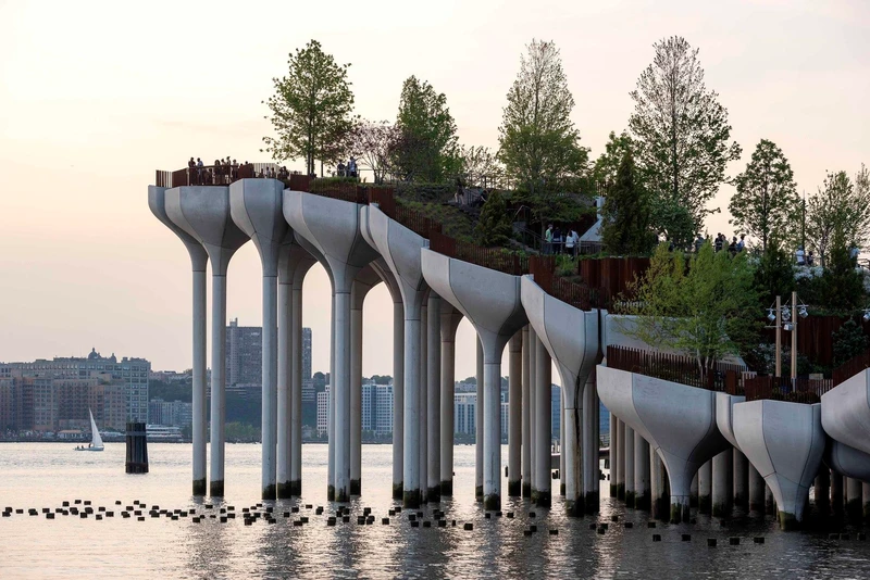 Water in public-space architecture | Architonic