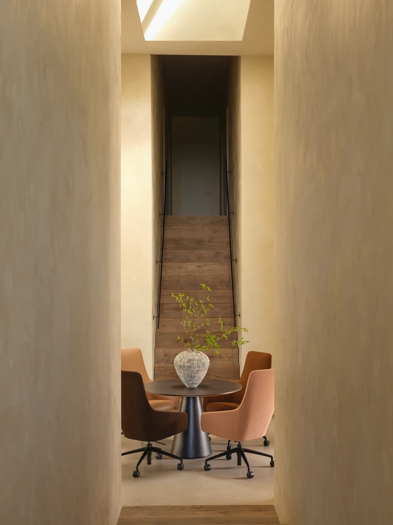 Boss by name and nature: boardroom seating gets a promotion | Architonic