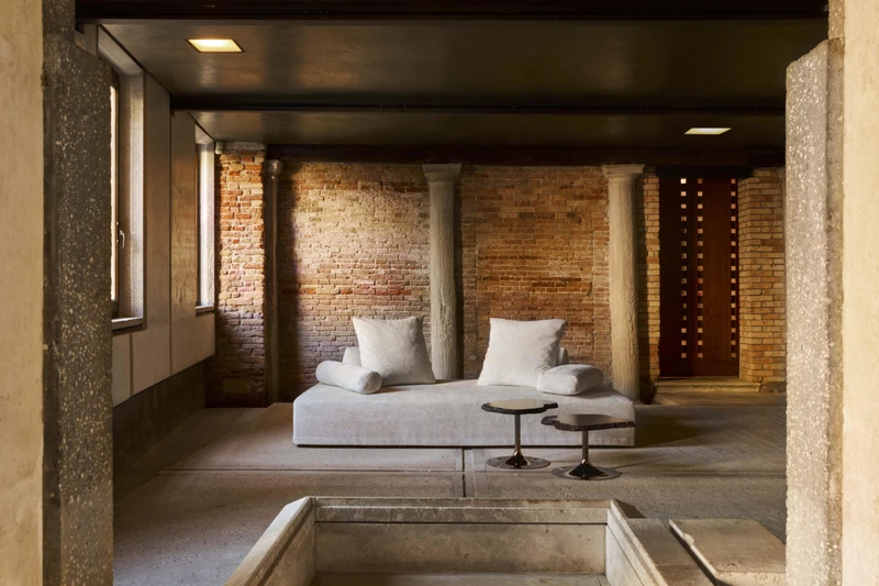 Edra alla Fondazione Querini Stampalia | Architonic