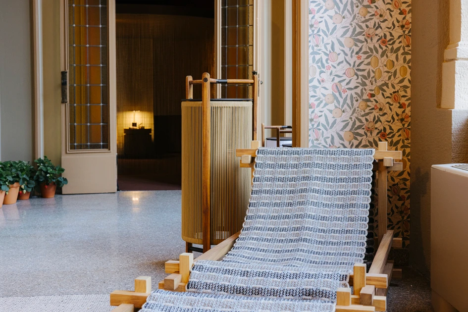 Appartamento Spagnolo opens a window to Spanish interior design at ...