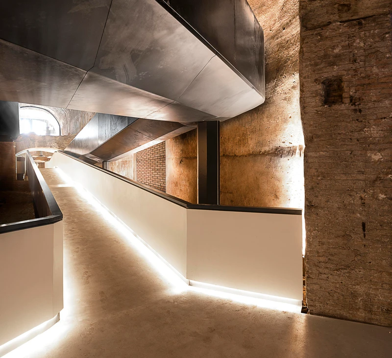 Transforming traditional architecture with atmospheric lighting design ...