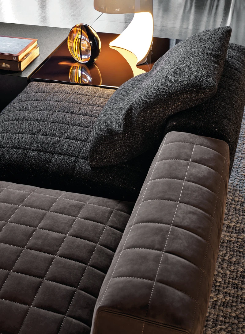 Twiggy: a model of modularity from Minotti | Architonic